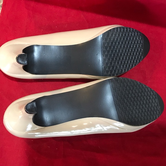 Angel Steps | Shoes | Angel Steps Nude Heels Size 9 2 Wide | Poshmark